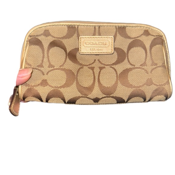Coach | Bags | Coach Signature Canvas Cosmetic Case 7 | Poshmark